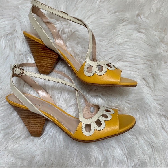 Modcloth | Shoes | Modcloth Chelsea Crew Looped In Leather Heel | Poshmark